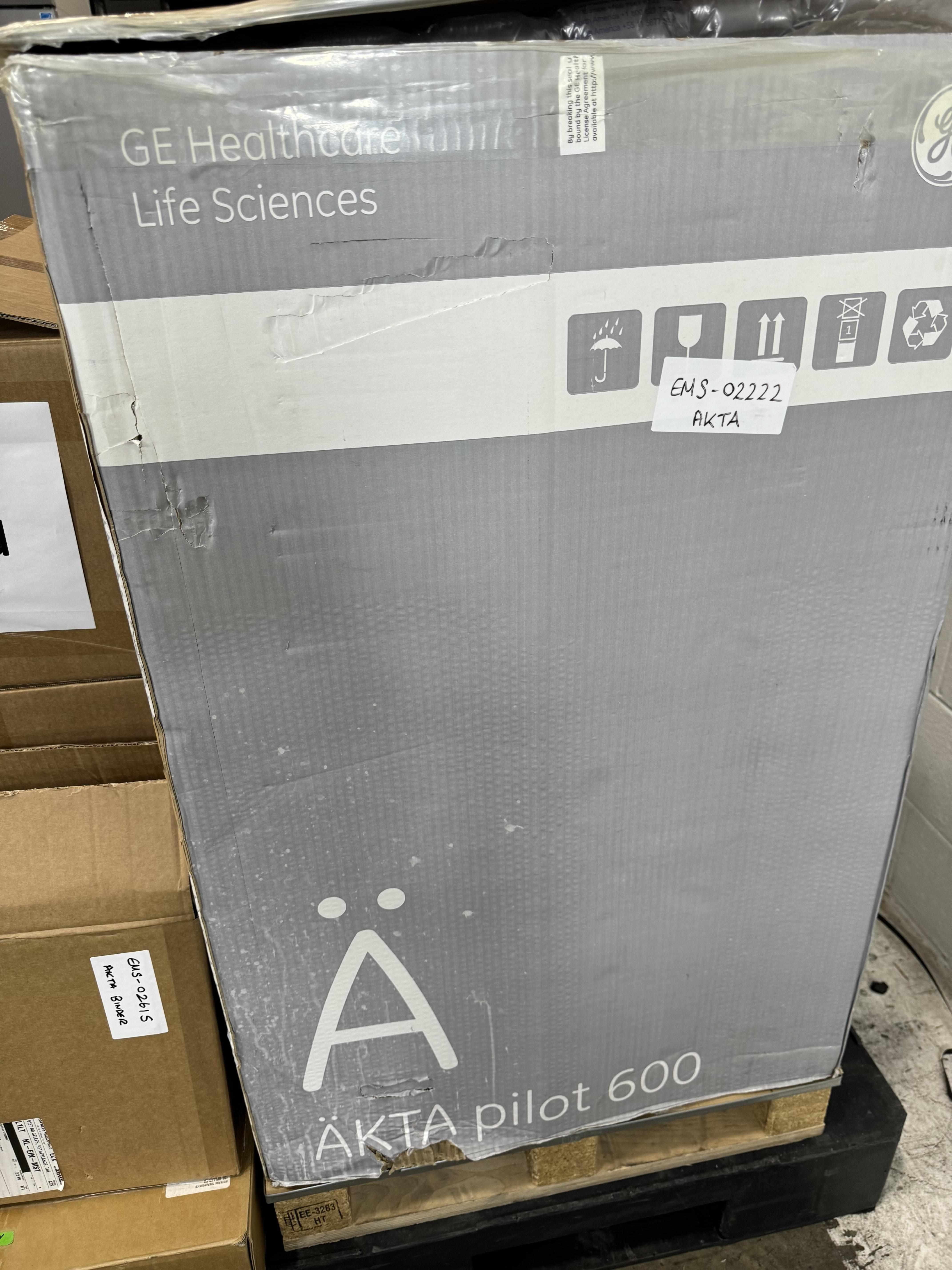 Cytiva AKTA Pilot 600R Chromatography System Bench-Top GMP Capable High ...