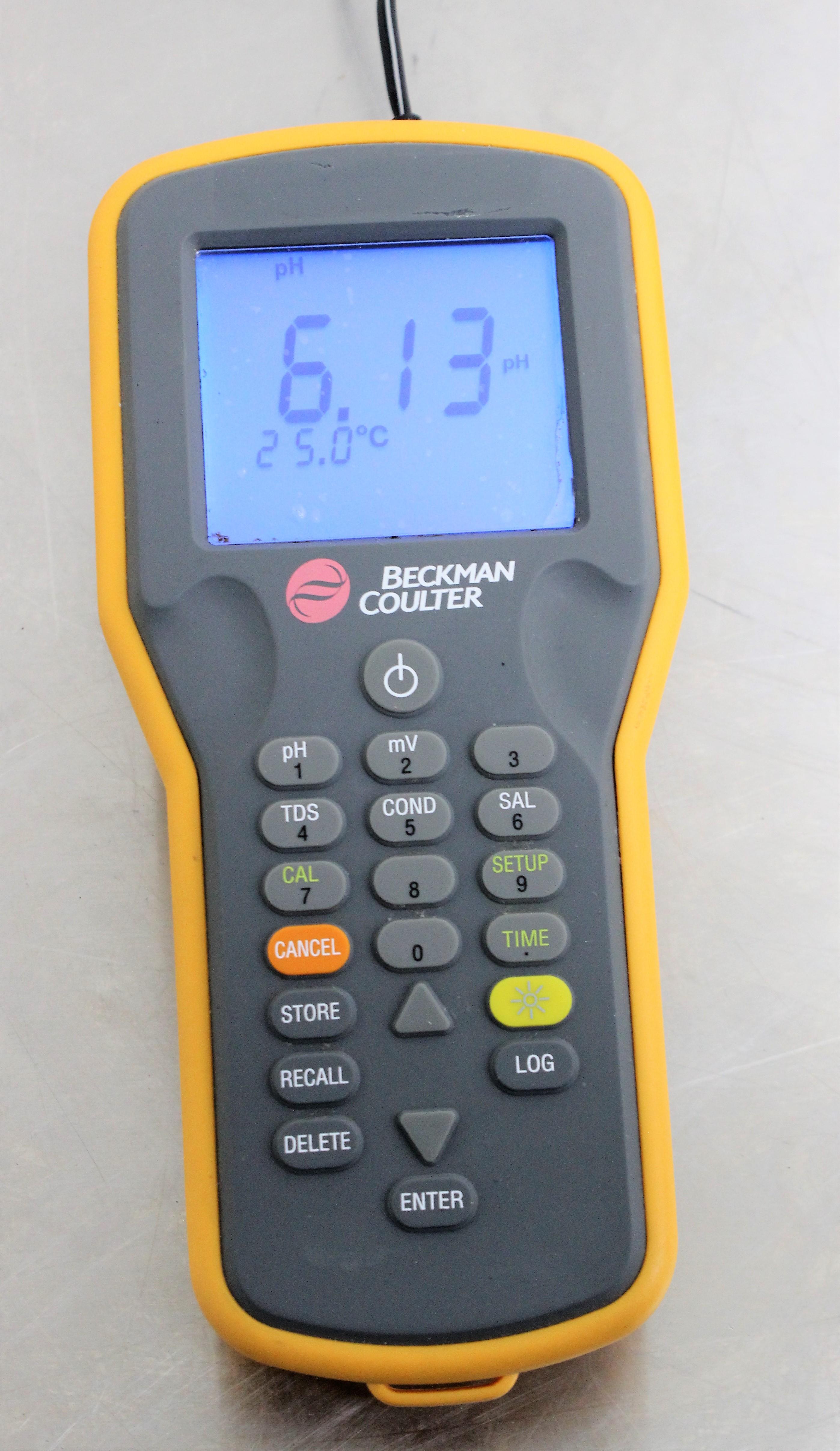 Beckman Coulter PHi 460 Portable pH/DO/Conductivity Meter - 120V, 50Hz ...
