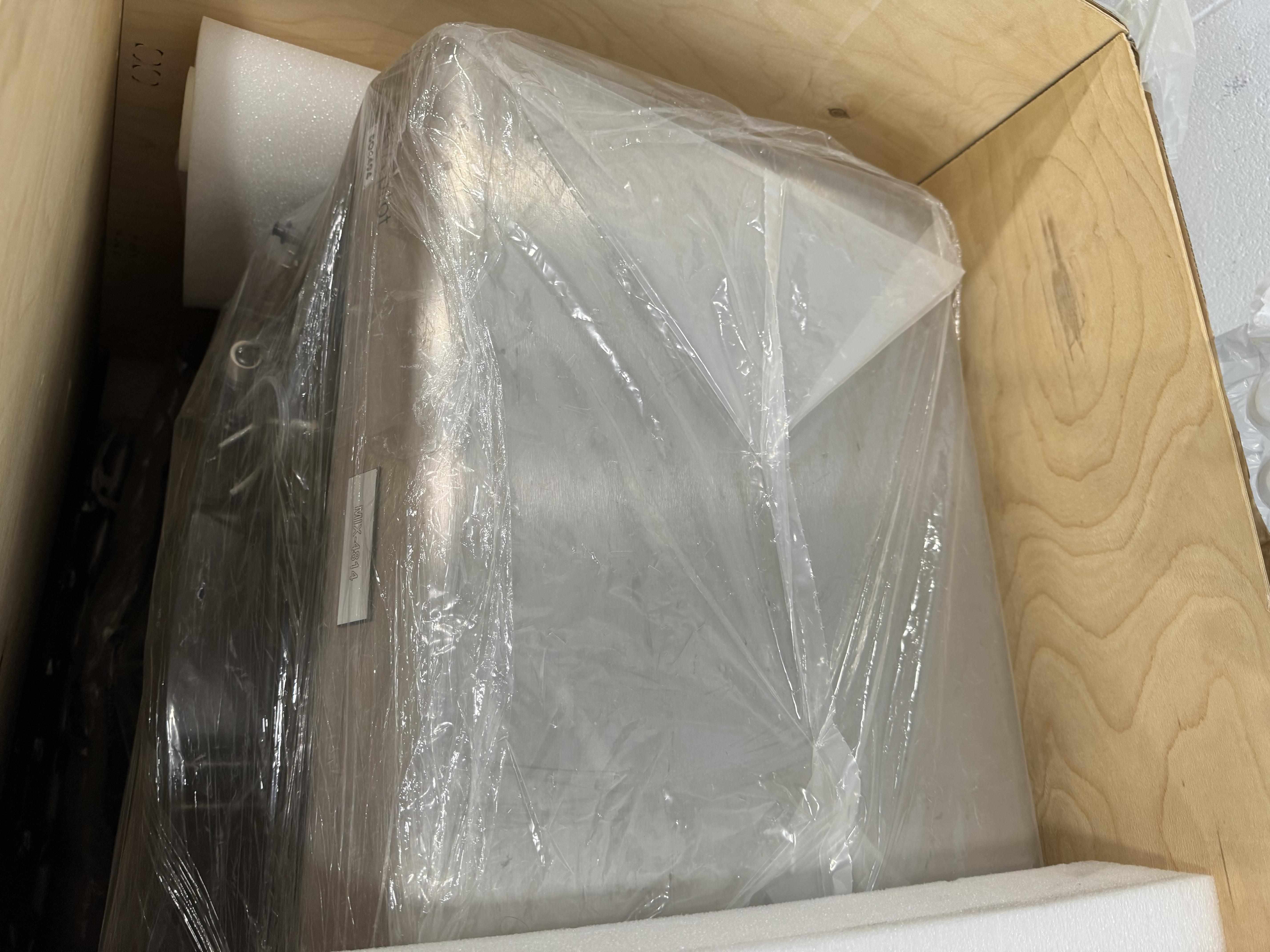 Cytiva AKTA Pilot 600R Chromatography System Bench-Top GMP Capable High ...